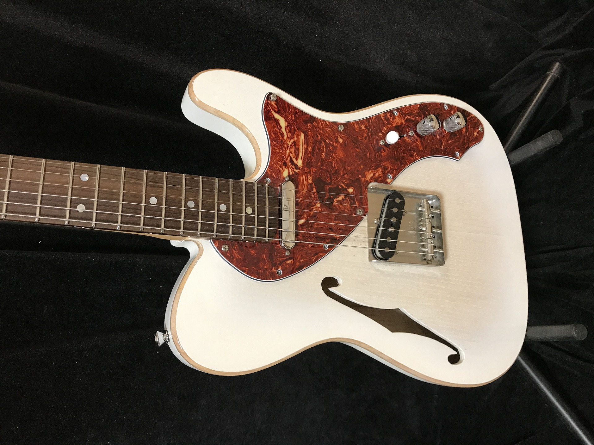 Telecaster thinline white :: jd-guitarworks.org